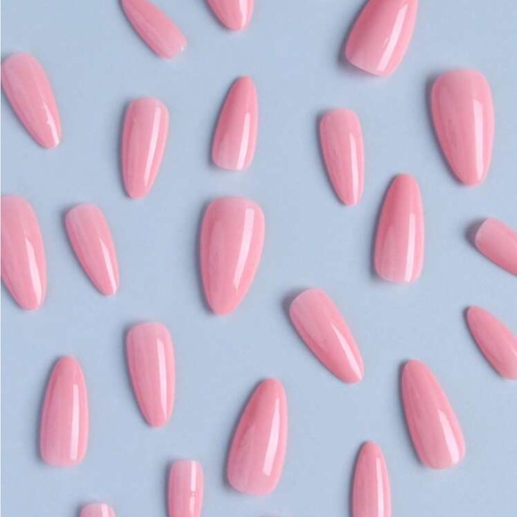 Rebellious Rose | Makeup | Elevate Your Style With24pcs Long Almond ...